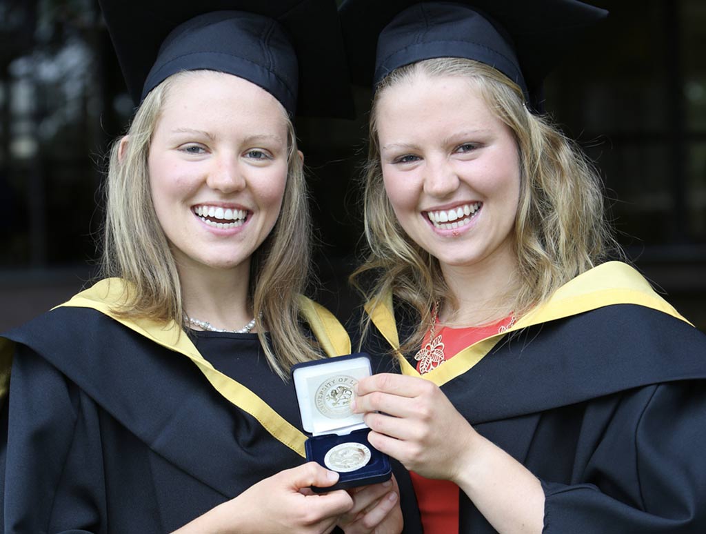 Linda and Lisa Bolger - All Ireland Scholarships